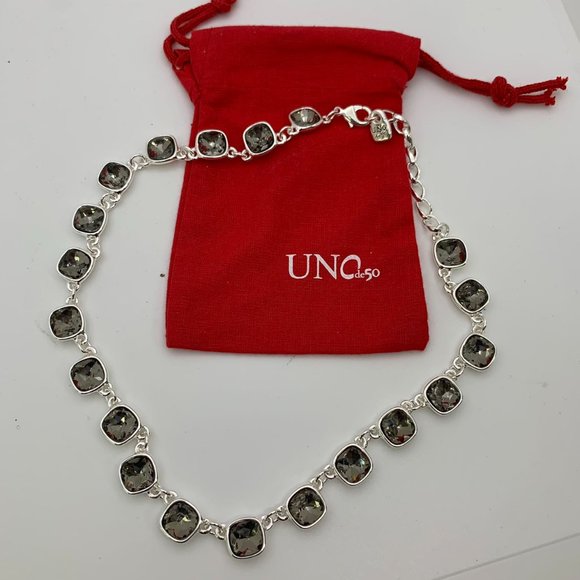 UNO de 50 | Jewelry | Uno De 5 Necklace The Crown Short Necklace With ...